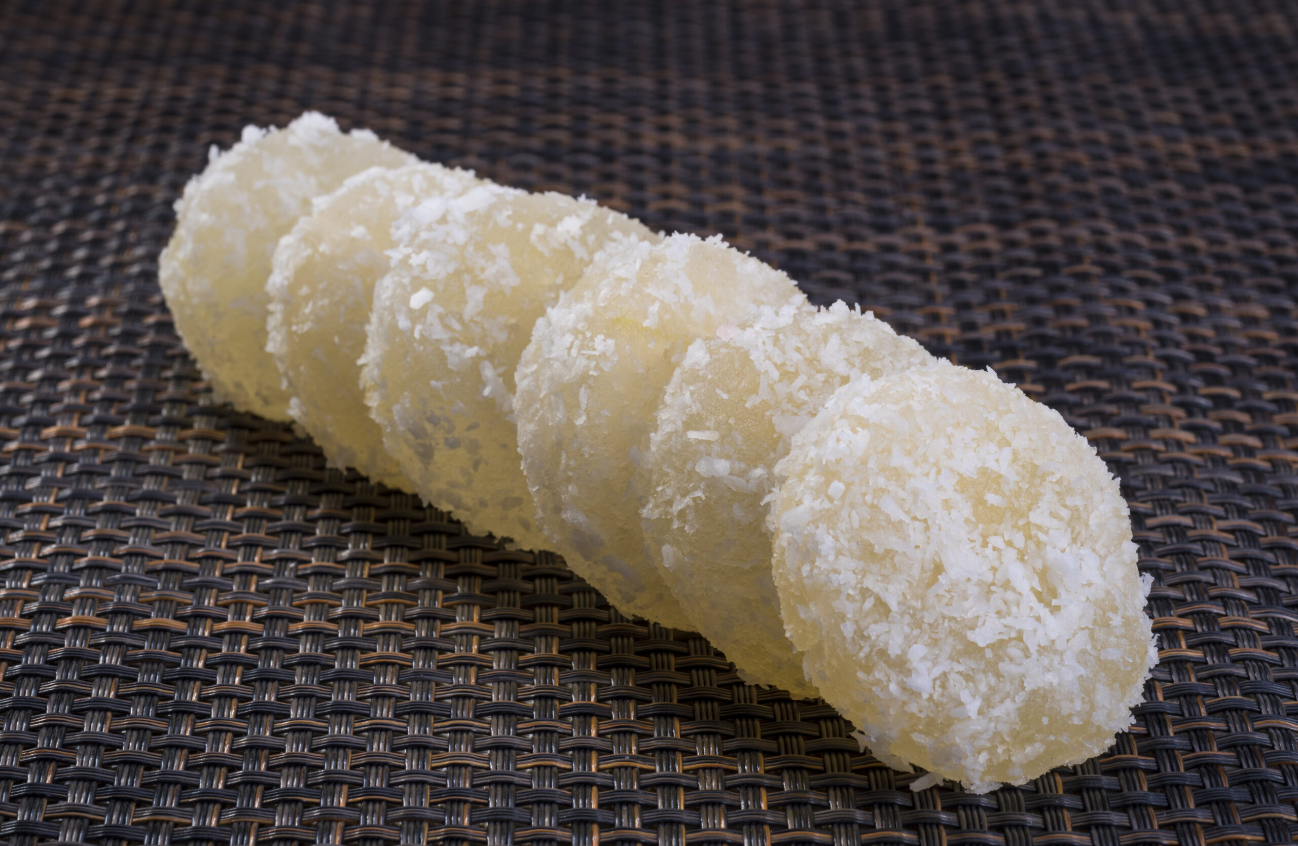 Petha Rose Elaichi Tin - Manohari