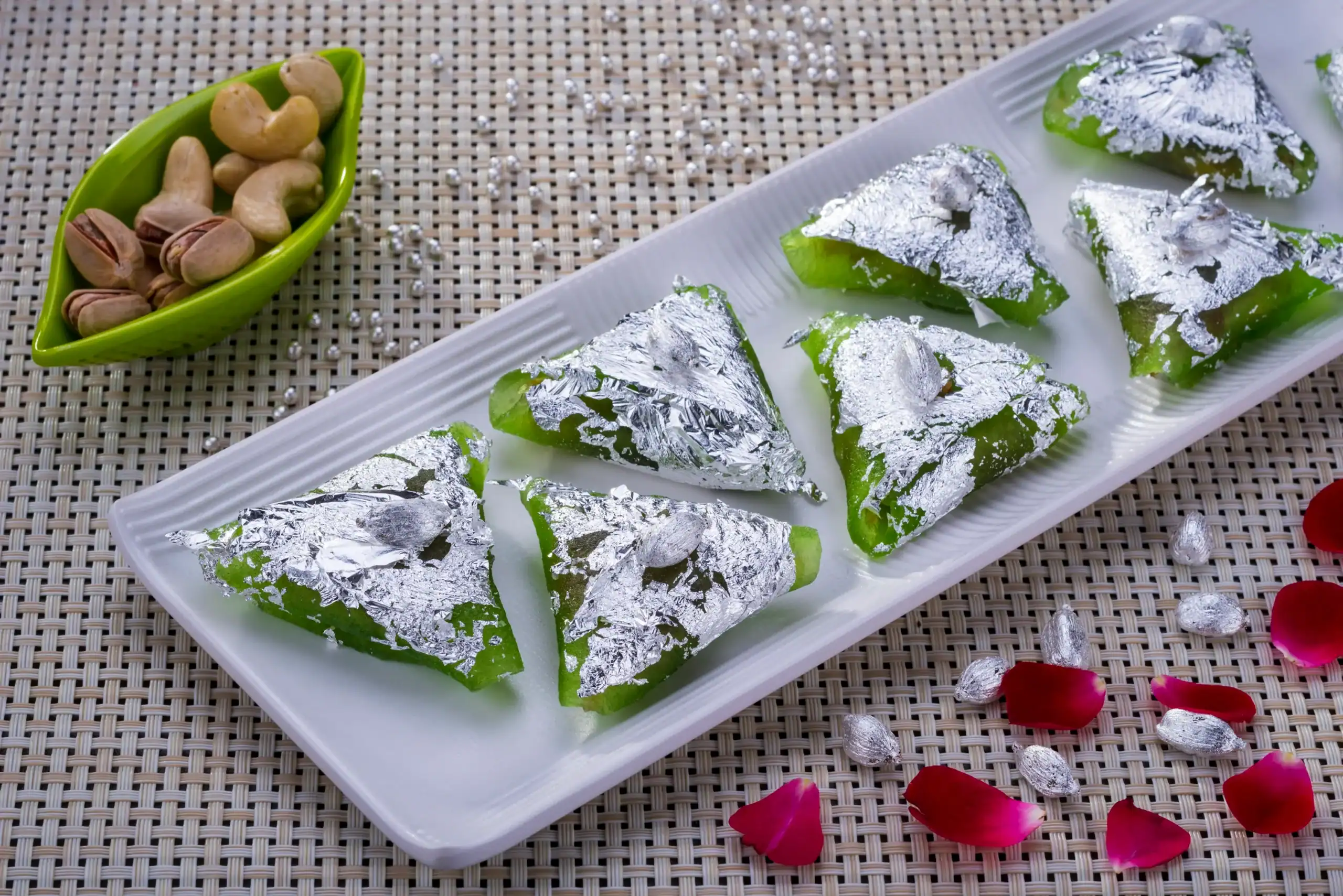 Petha Paan - Manohari